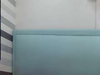 KellyTesh Cam Model - Watch KellyTesh Live Webcam | MyHotCams